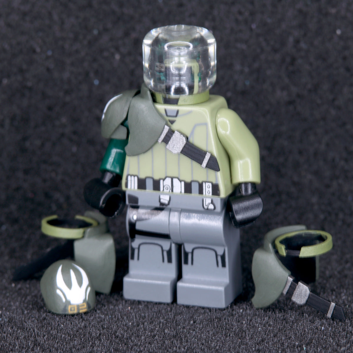 1x Pauldron for Kanan J PAINTED – Shamrock Minifigures