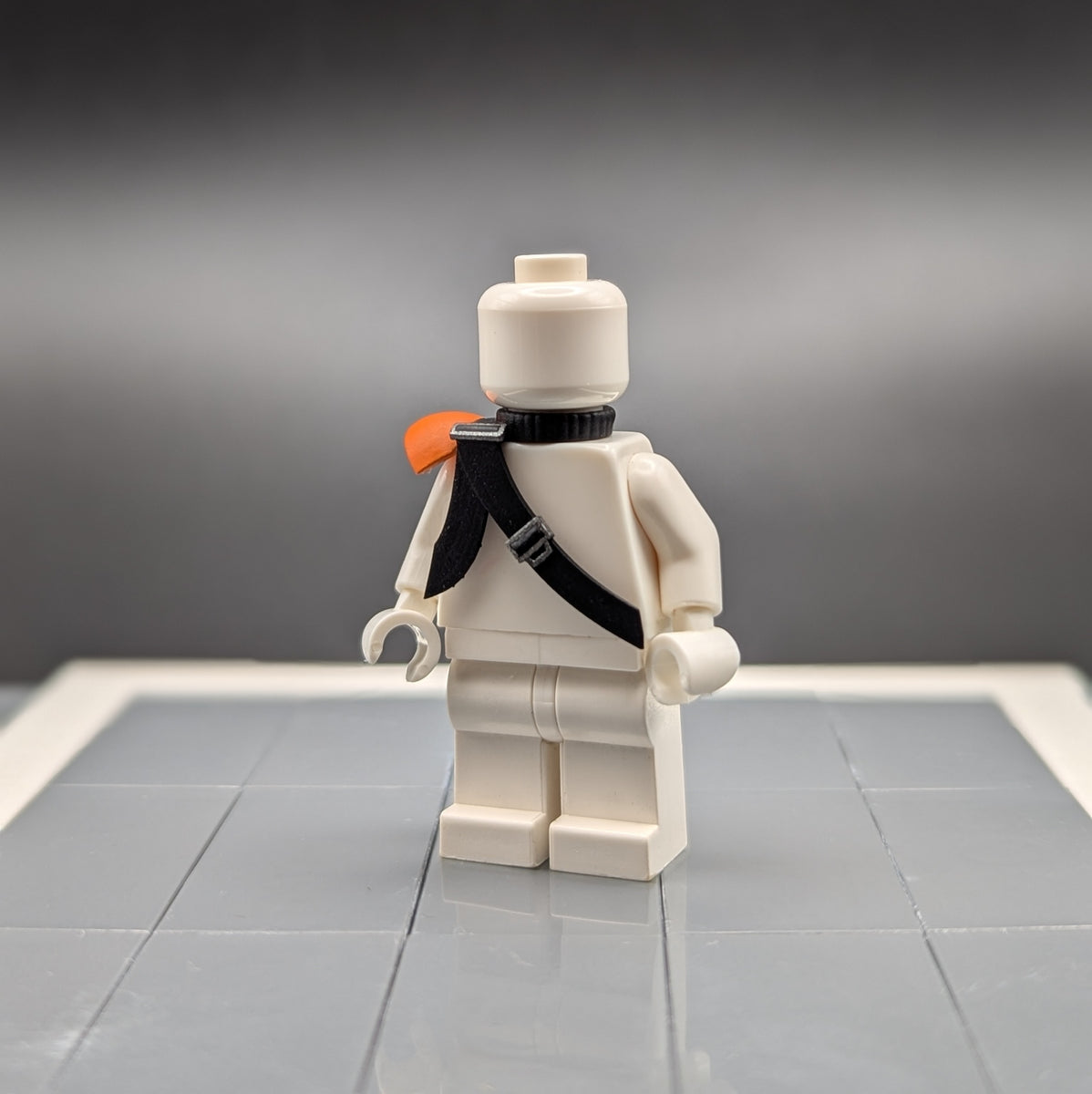 1x Pauldron for Commander Neyo Orange PAINTED – Shamrock Minifigures